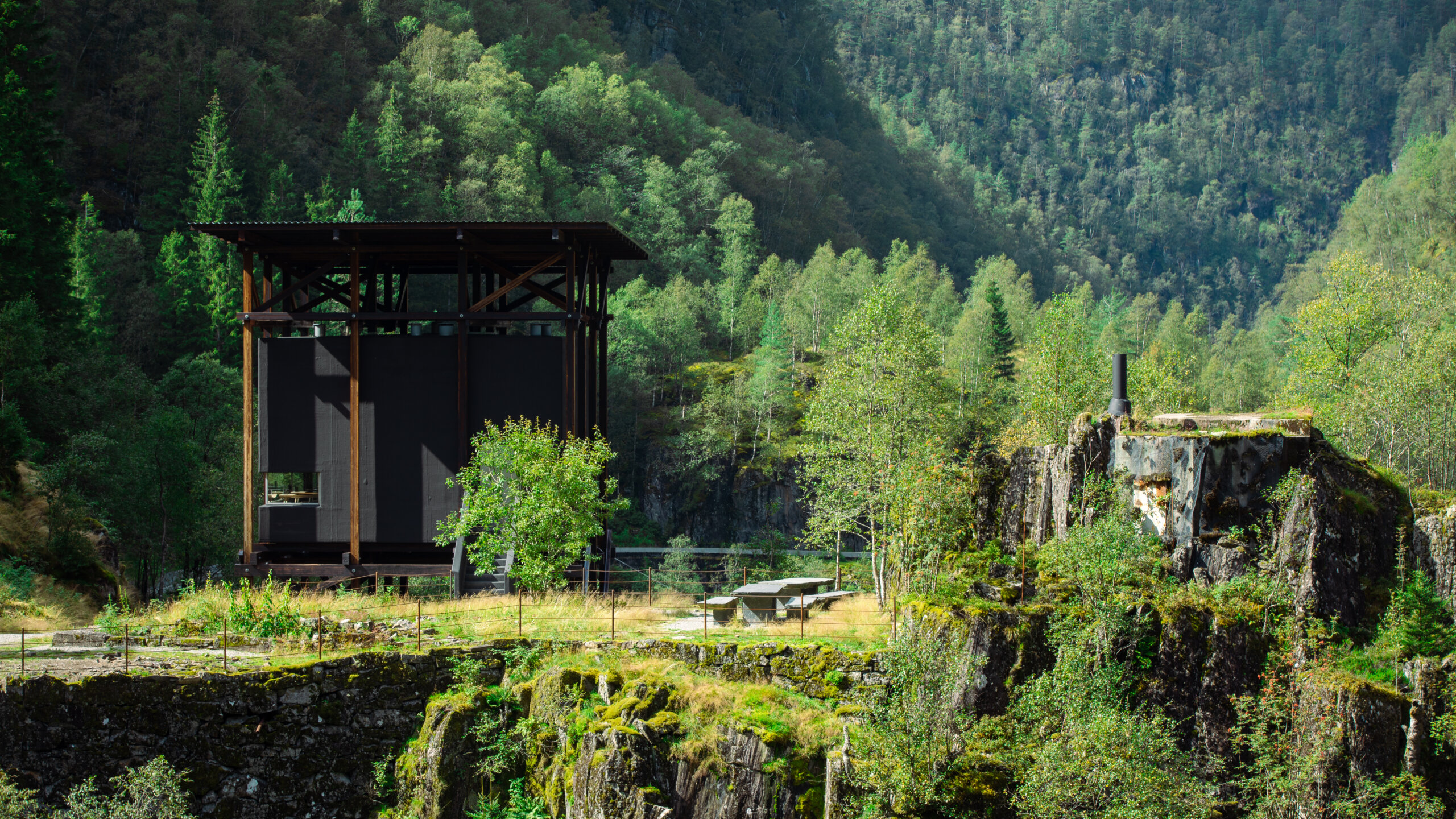 Allmannajuvet - Visit Sauda